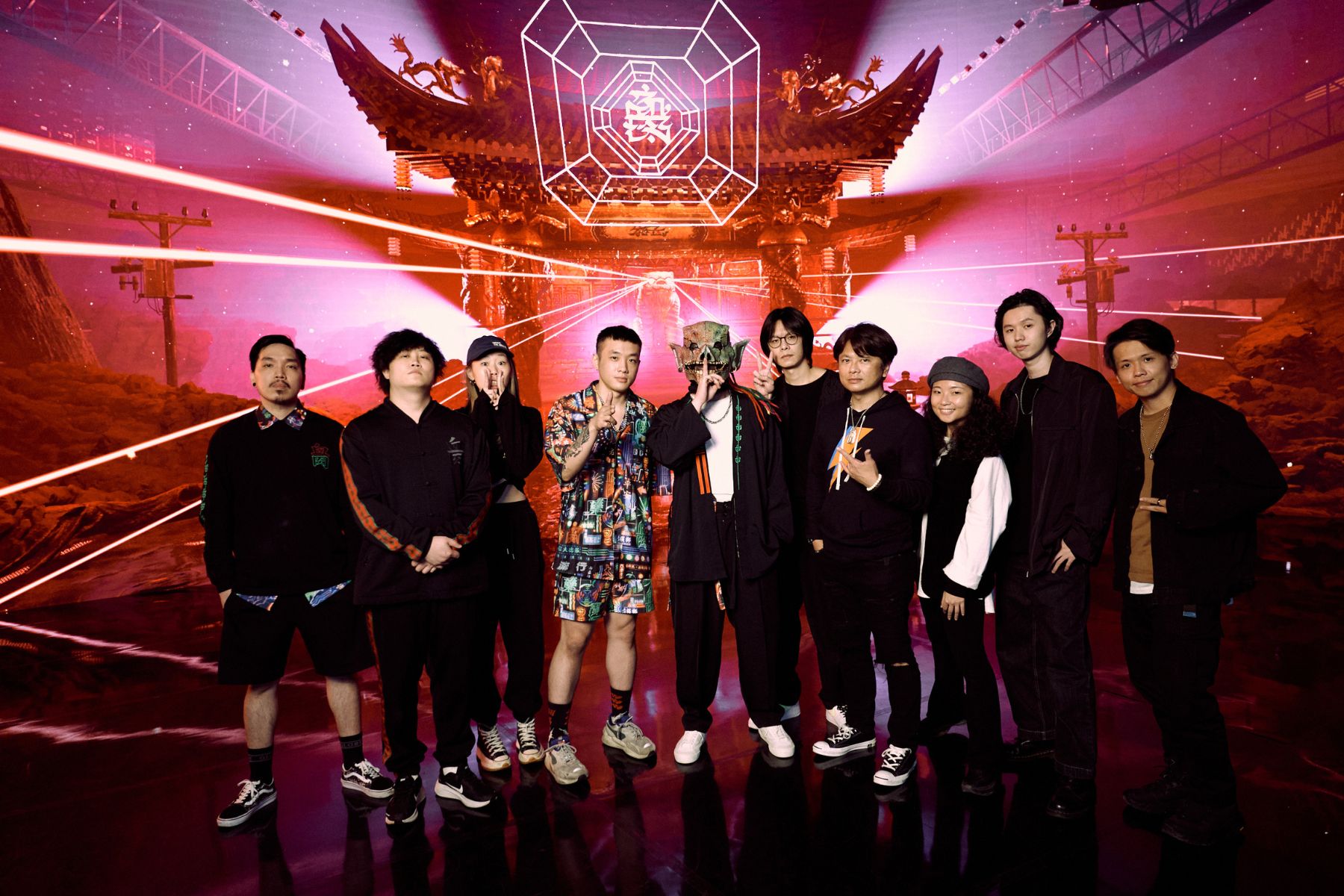 當全世界最大的LED迷宮在台北街頭出現：展演空間的造夢者馮建彰 - VERSE